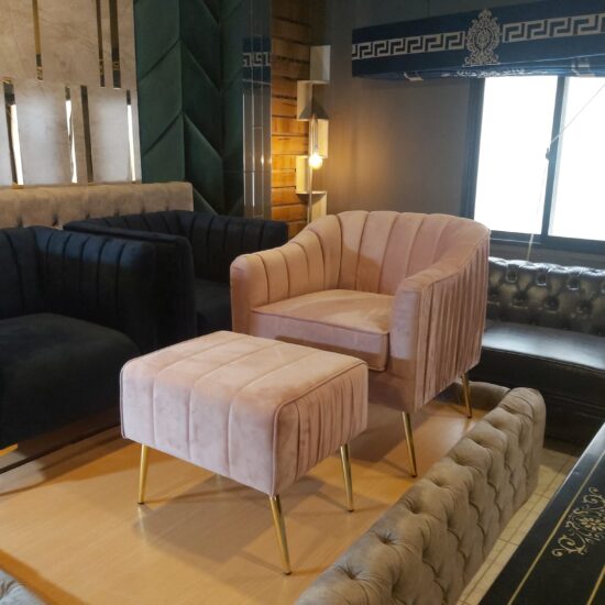 Deewan & bedroom chairs on sale in Karachi