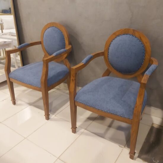 Deewan & bedroom chairs on sale in Karachi